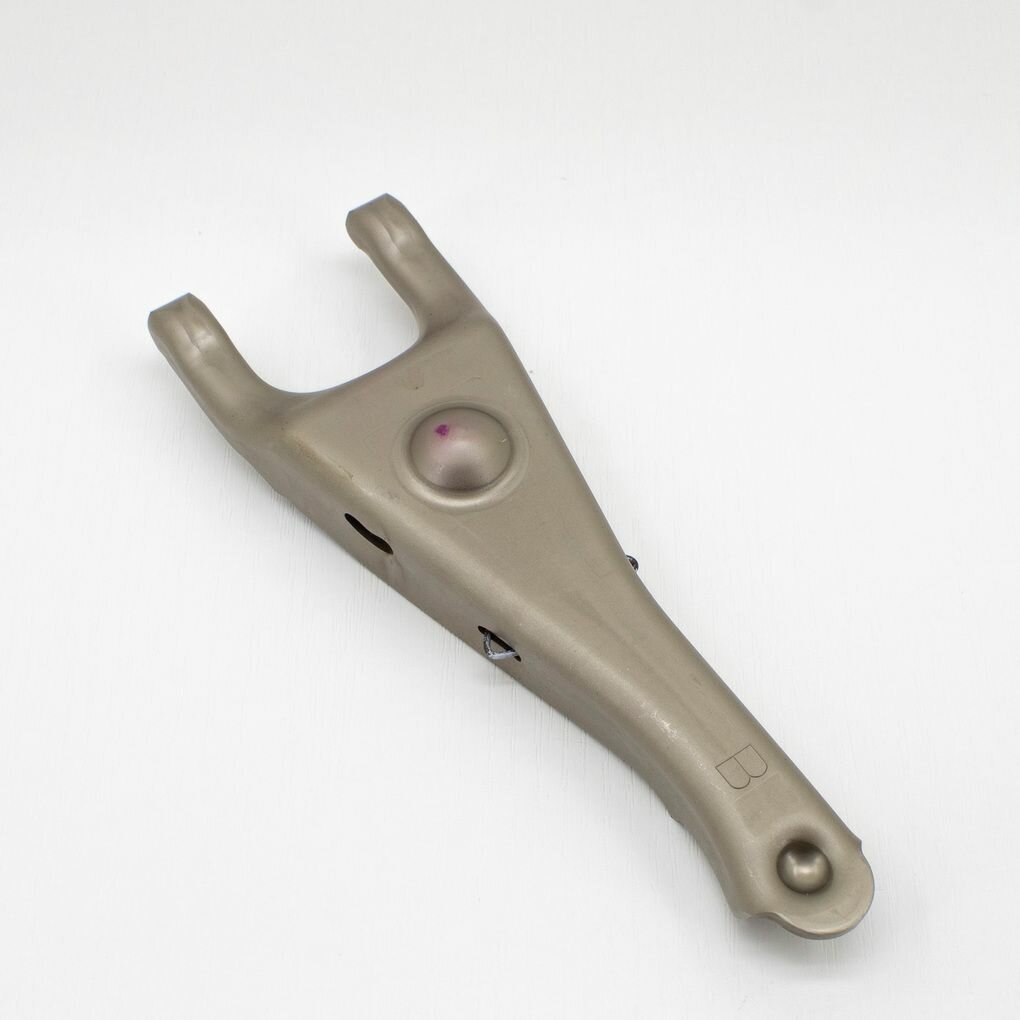 Вилка сцепления TOYOTA DYNA, TOYOACE, LY51-LY230, BU61-BU346, оригинал