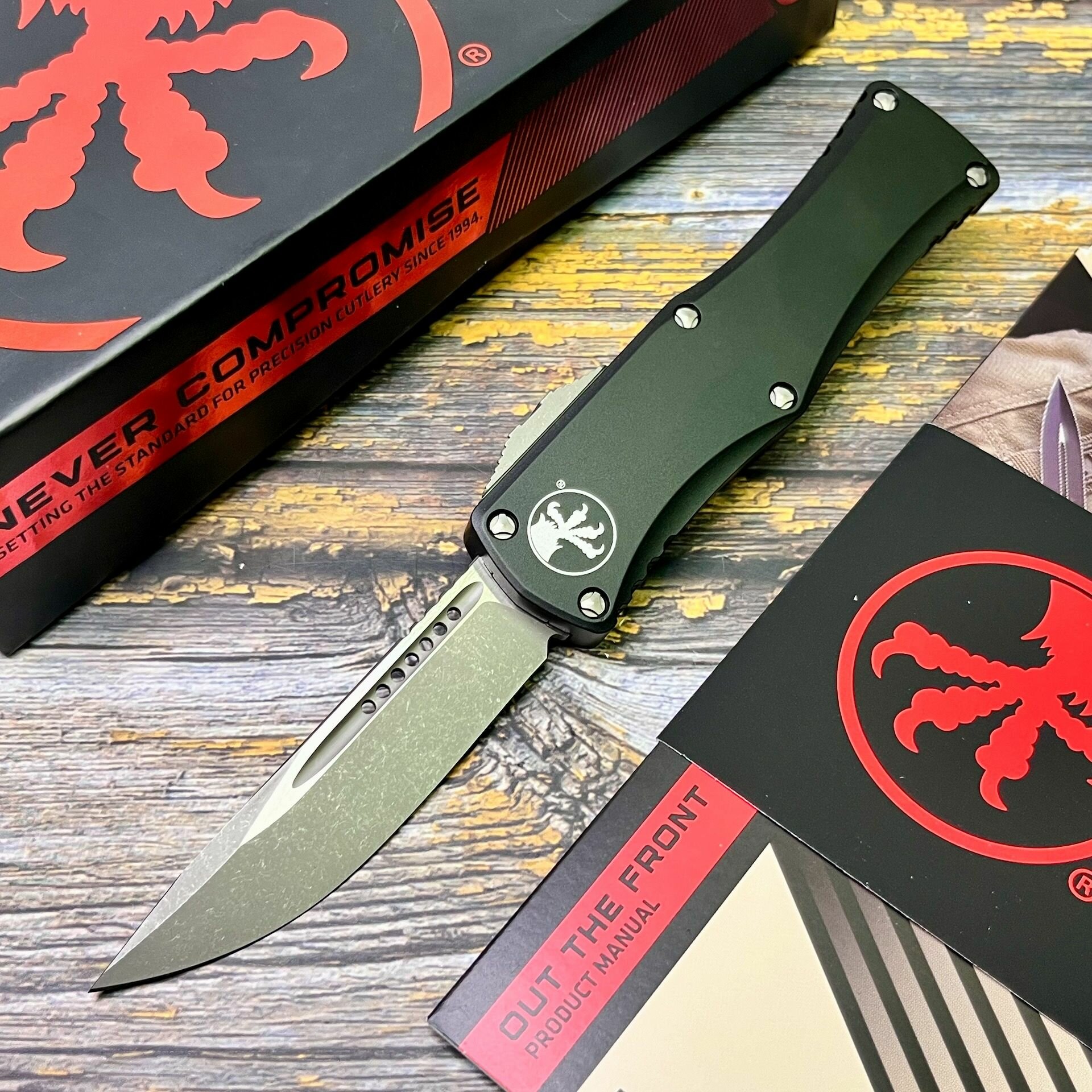 Нож складной MicroTech MCT70311AP Auto Hera, Apocalyptic Blade, Black Handle