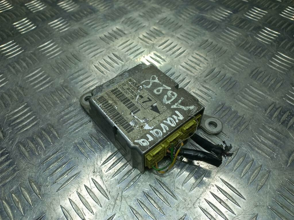 Блок управления SRS (AIR BAG) Б/У для NISSAN NAVARA D40 (2004—2010) 28556EA100