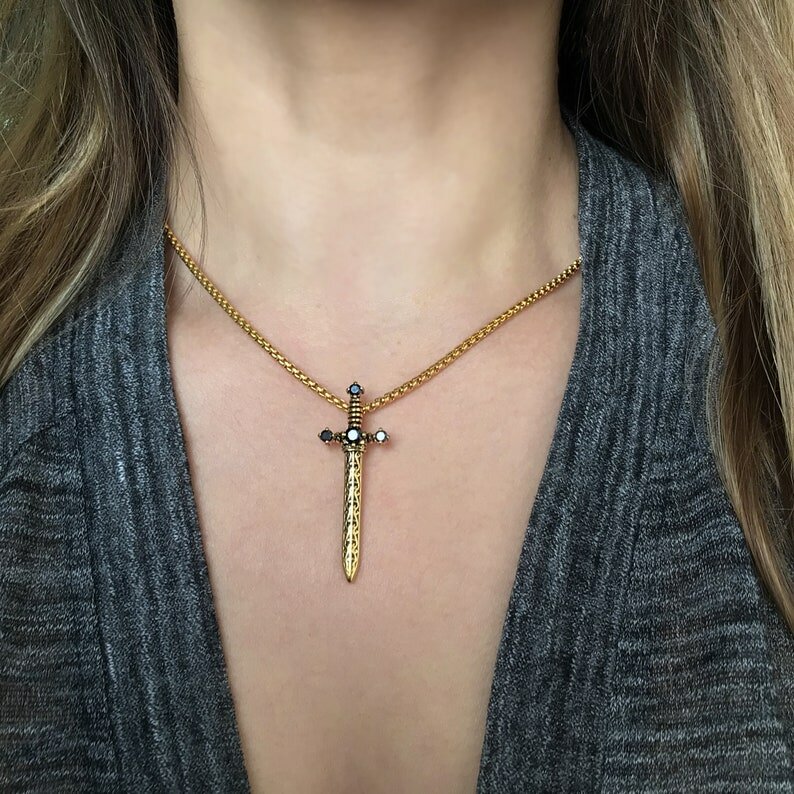 Колье, металл, циркон, фианит