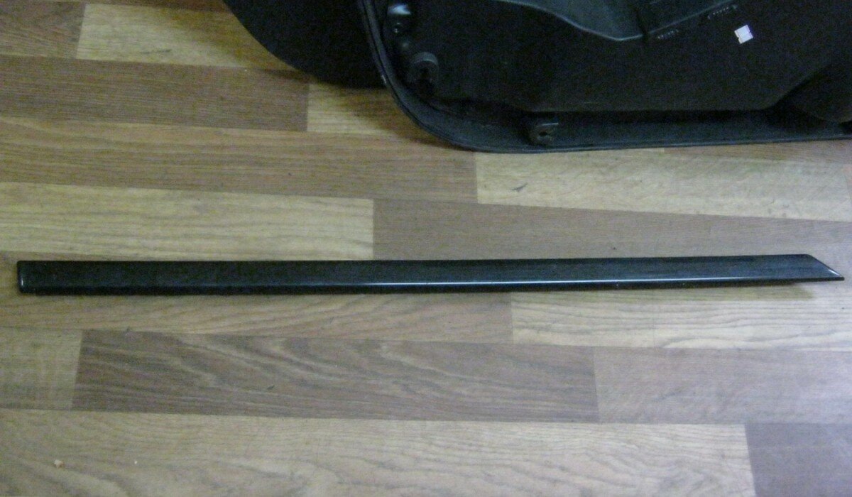 Накладка декоративная 5-серия E39 BMW 51428172035