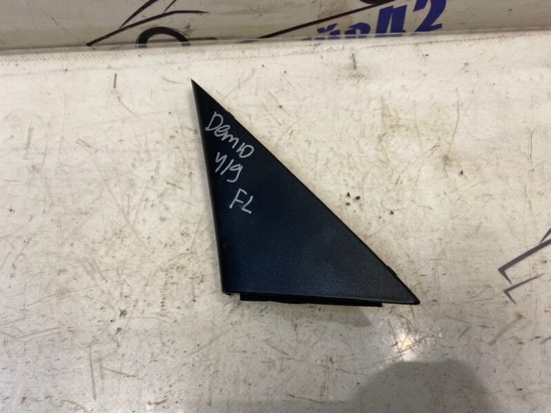 Б/У уголок двери внутренний Mazda Demio 2001 DW3W B3 Перед. Лев. 25882 MAZDA арт. D20169171A