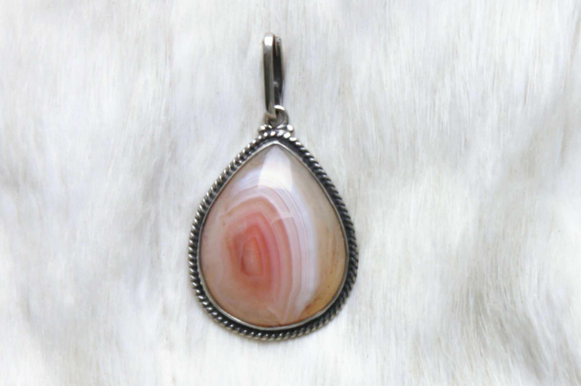 Подвеска, агат