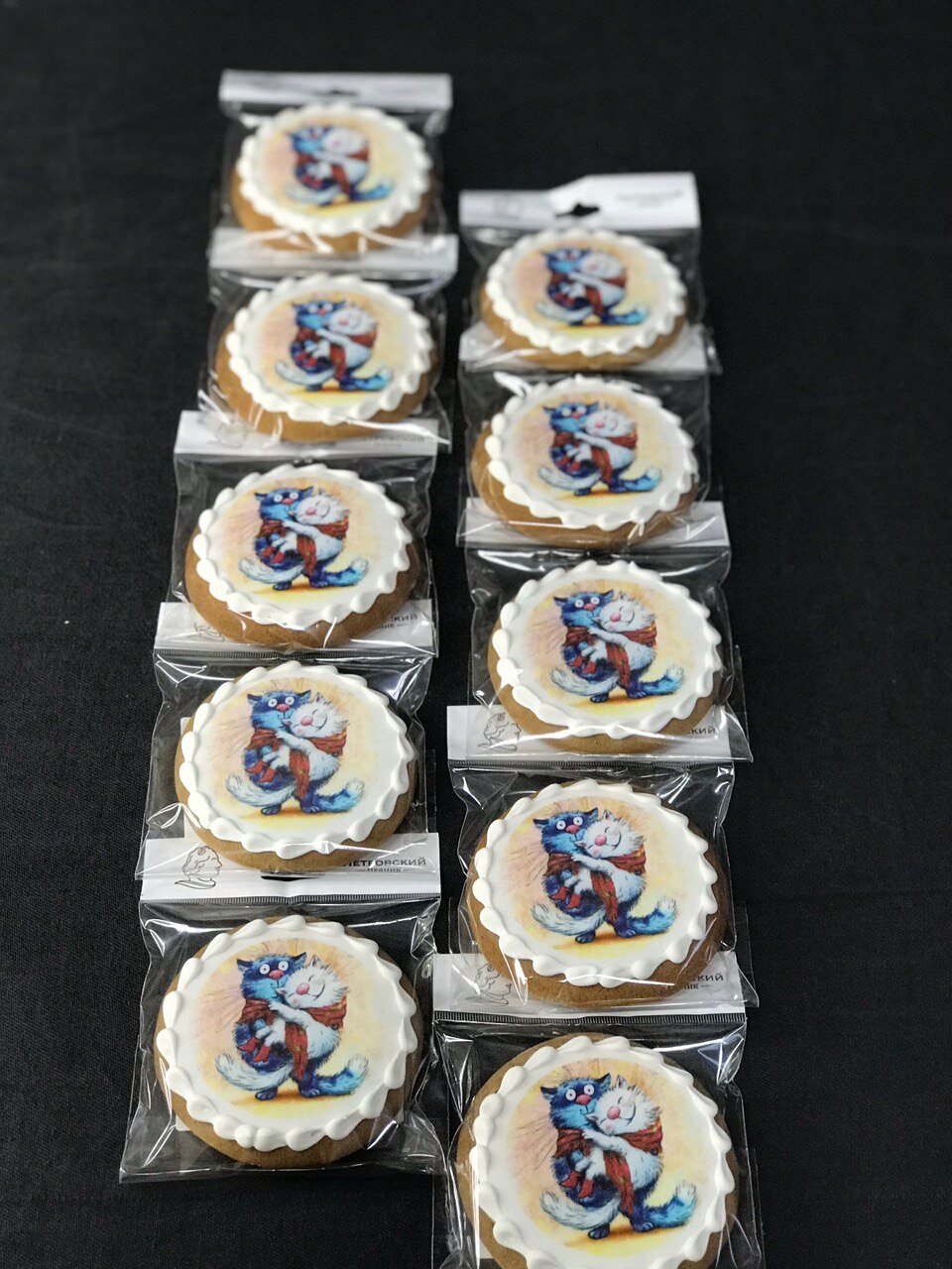 Пряник "Петровский Кееpsake. Сувенирный 1" Коты любовь