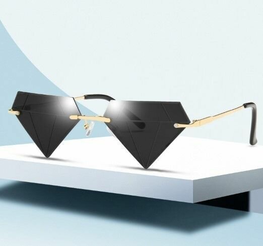 Солнцезащитные очки