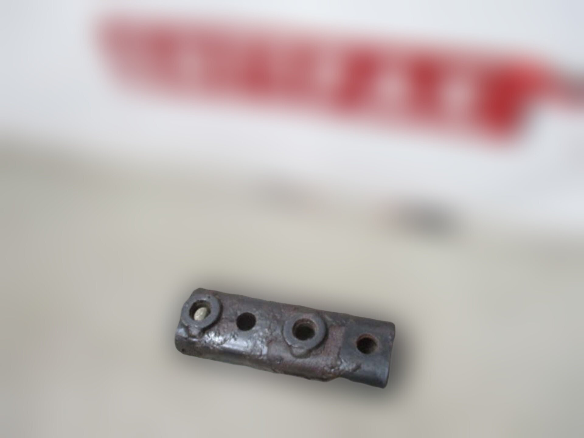 Крепление кронштейна заднего крыла MAN TGA, TGS, TGX