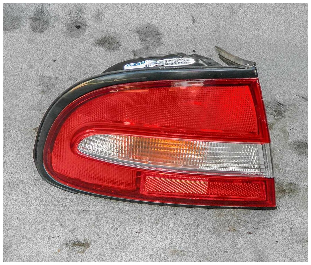 Фонарь левый Mitsubishi Galant 93-96 хетчбек