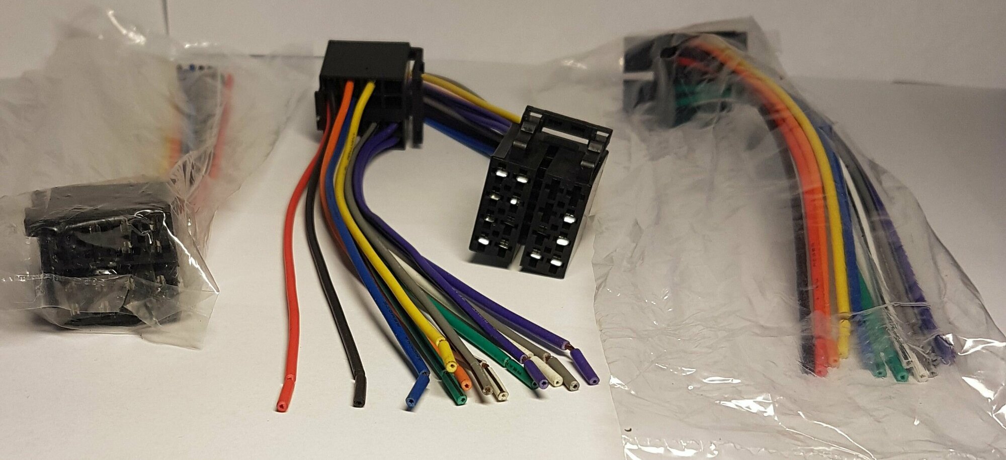 Разъемы для автомагнитол Евро ISO сдвоенное гнездо акустика+питание ALENCOM Комплект 4 ШТ.