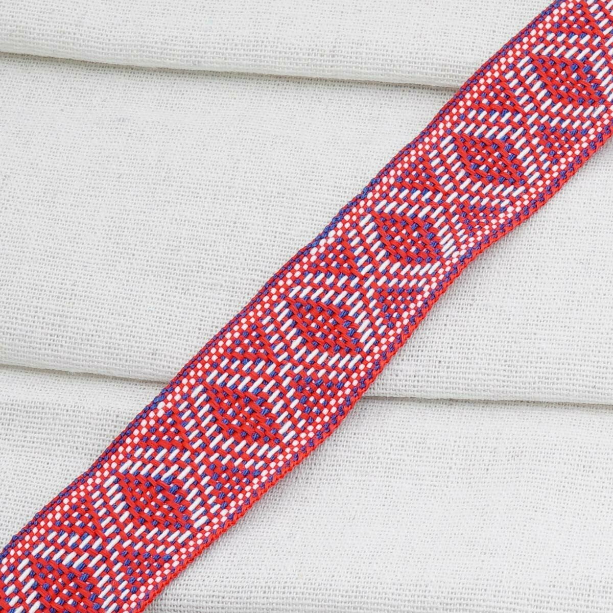 Тесьма для рукоделия жаккардовая, рисунок 9854, 30мм*25м (красный/синий/белый)