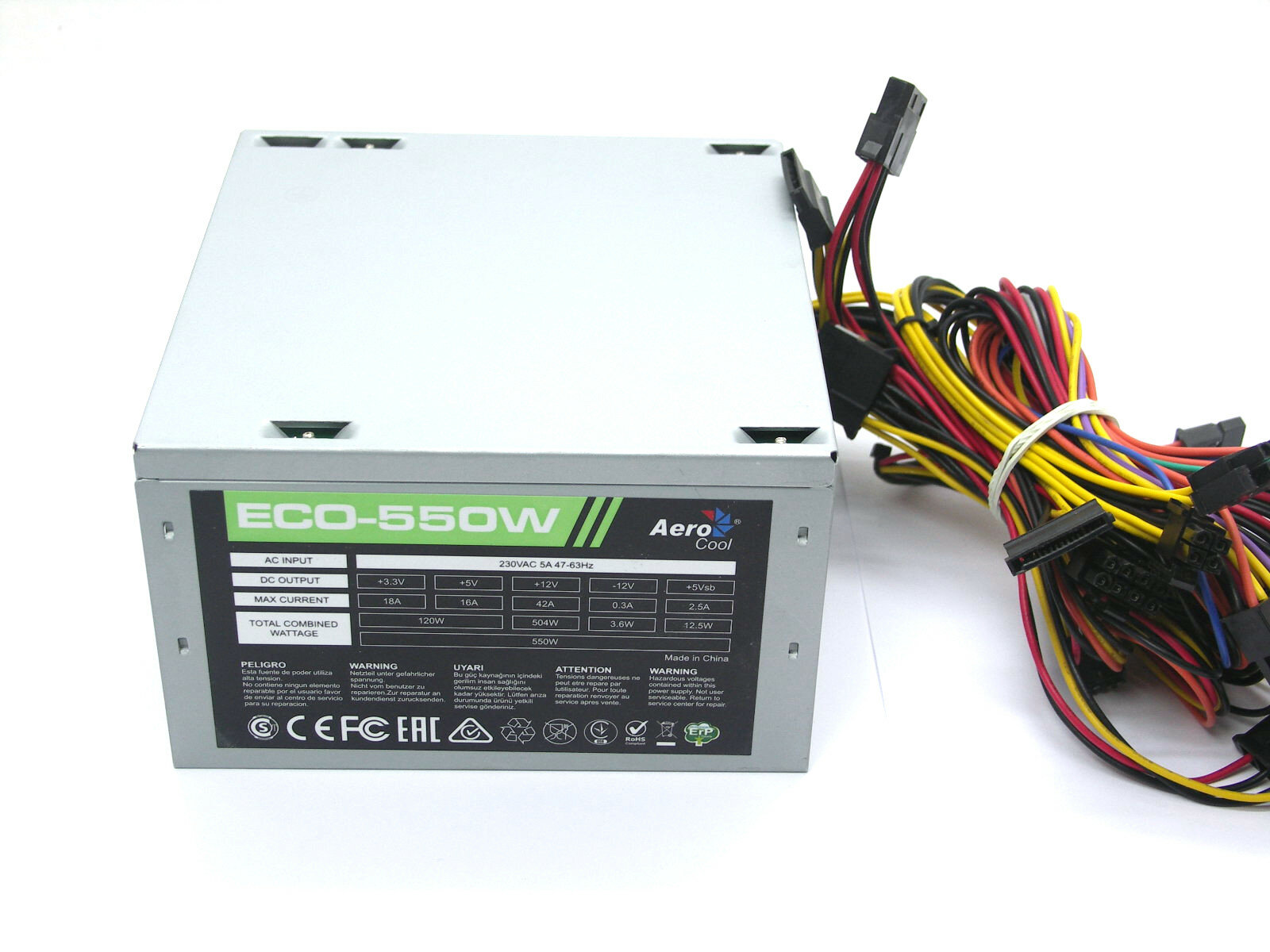 Блок питания 550W Aerocool ECO-550W 24+4+4/6+2PCI-E/4SATA/120fan ATX