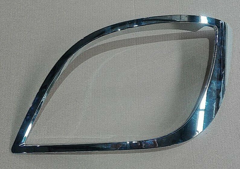 Рамка левой фары (аналог) DAF (Даф) XF106 13- (2011376)