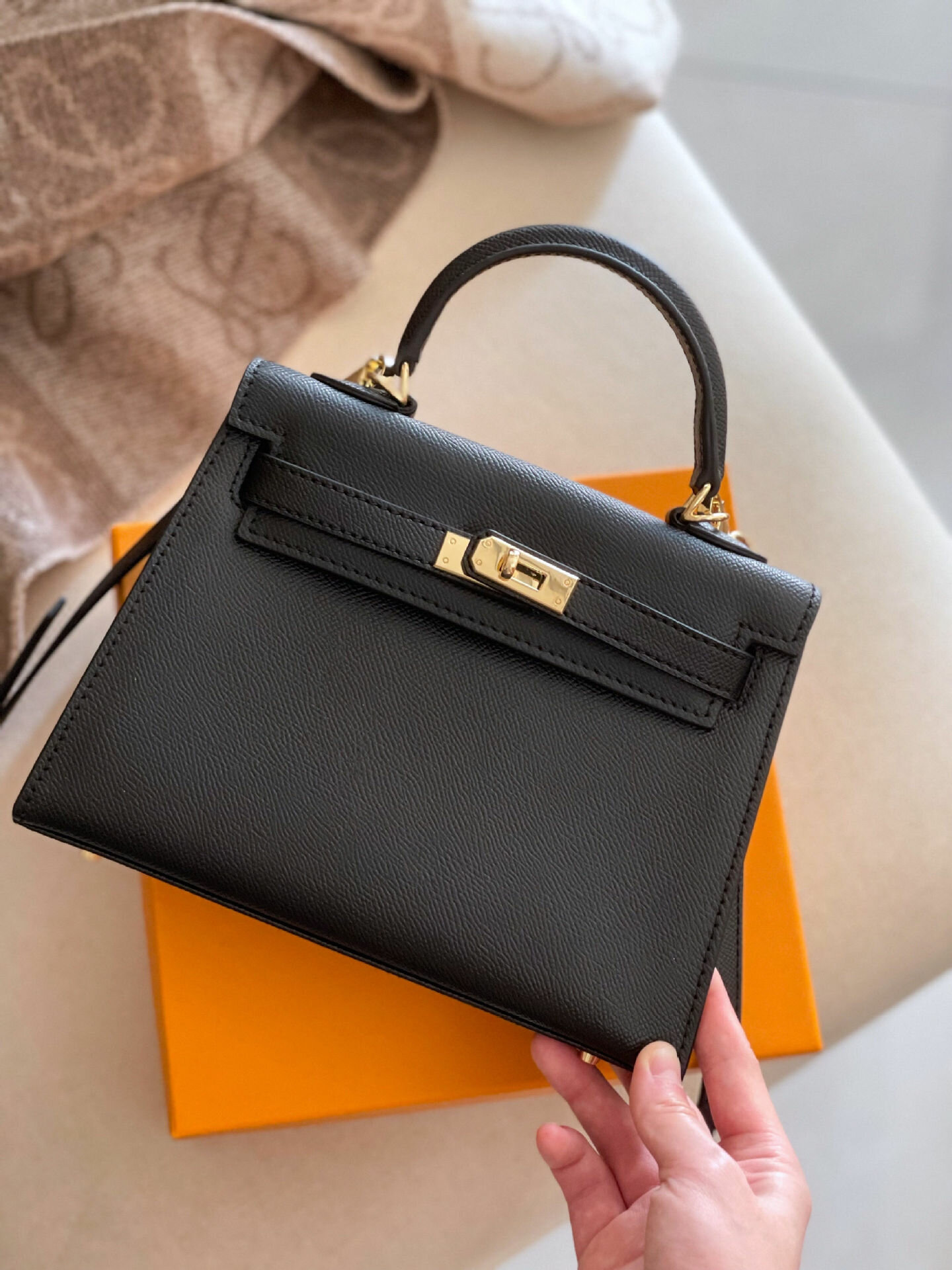 Сумка мессенджер