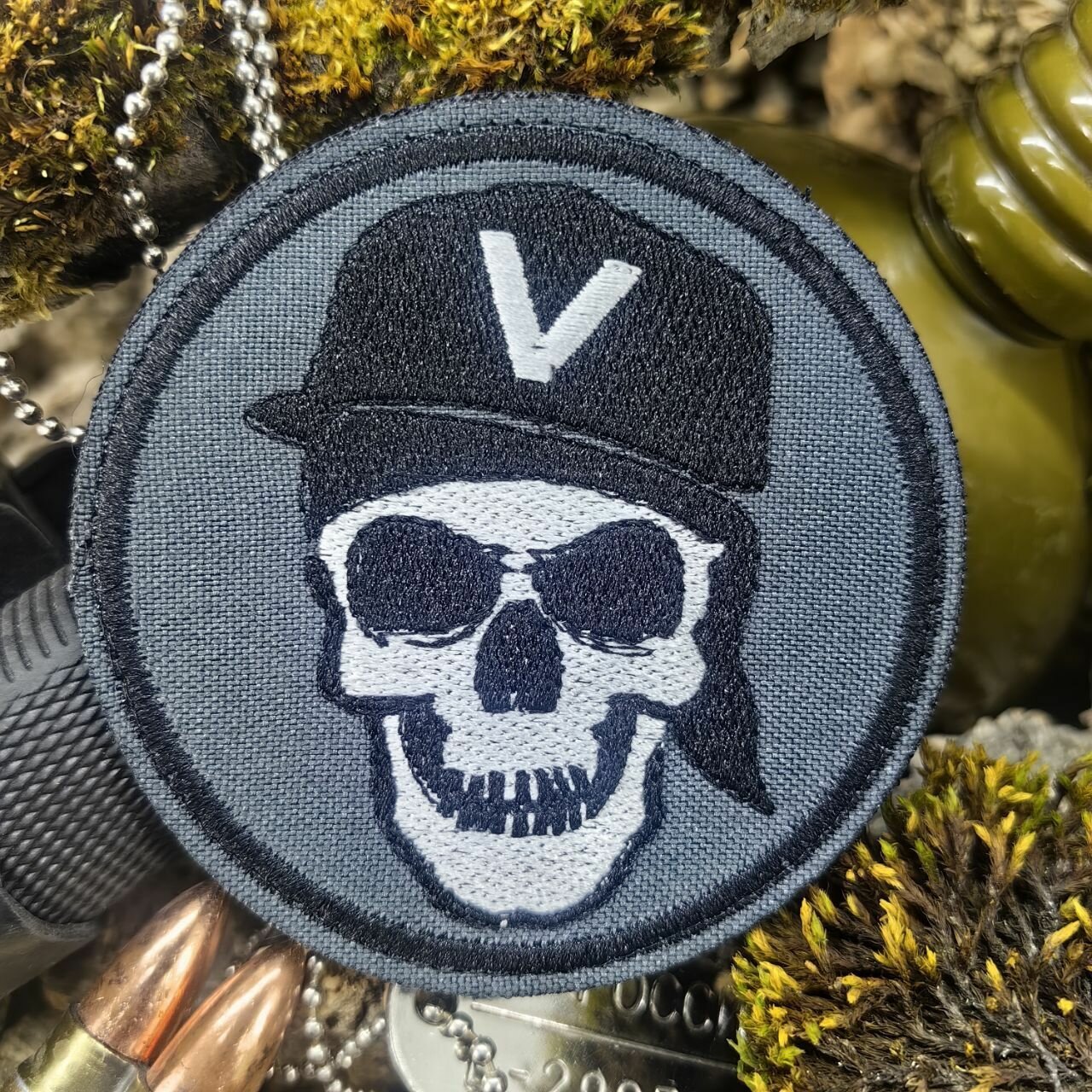 Нашивка-патч череп В кепке V D-8