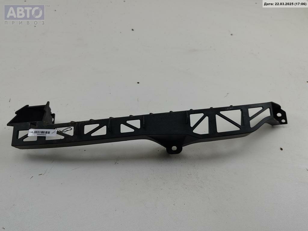 Крепление фары левой Mazda 3 (2003-2008) BK