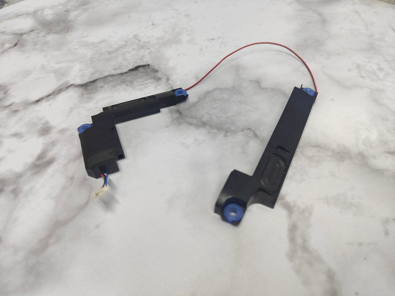 Динамики IdeaPad 330 снятые