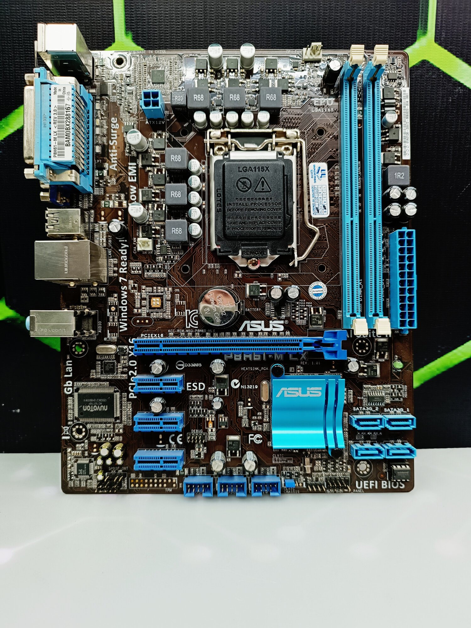 Материнская плата ASUS P8H61-M LX DDR3 сокет LGA1155 microATX