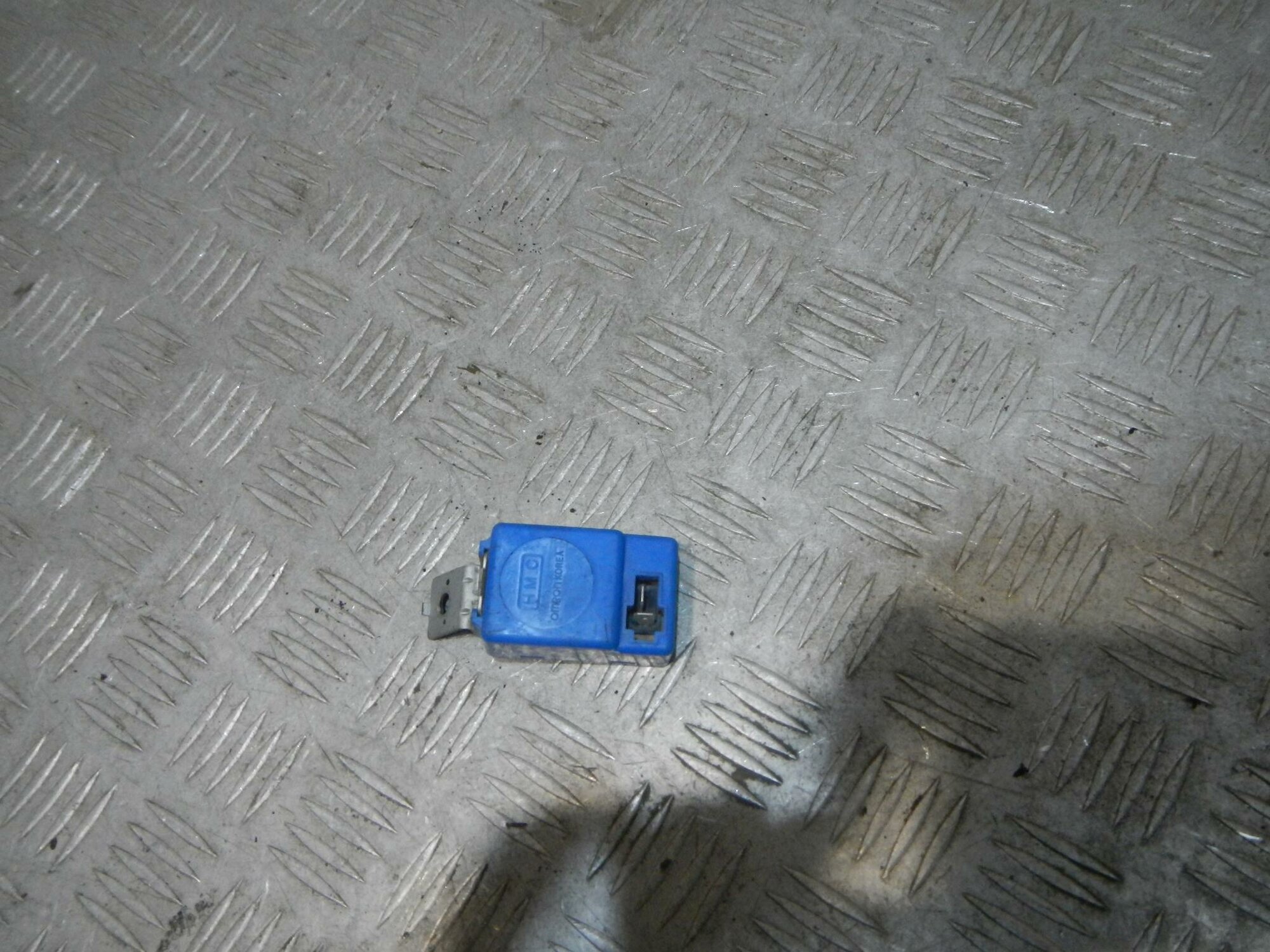 Б/У Реле, Hyundai (Хендэ)-MATRIX (08-11) HYUNDAI MATRIX (08-11) Звукового сигнала. Без повреждений. 476285 Hyundai-KIA ар...