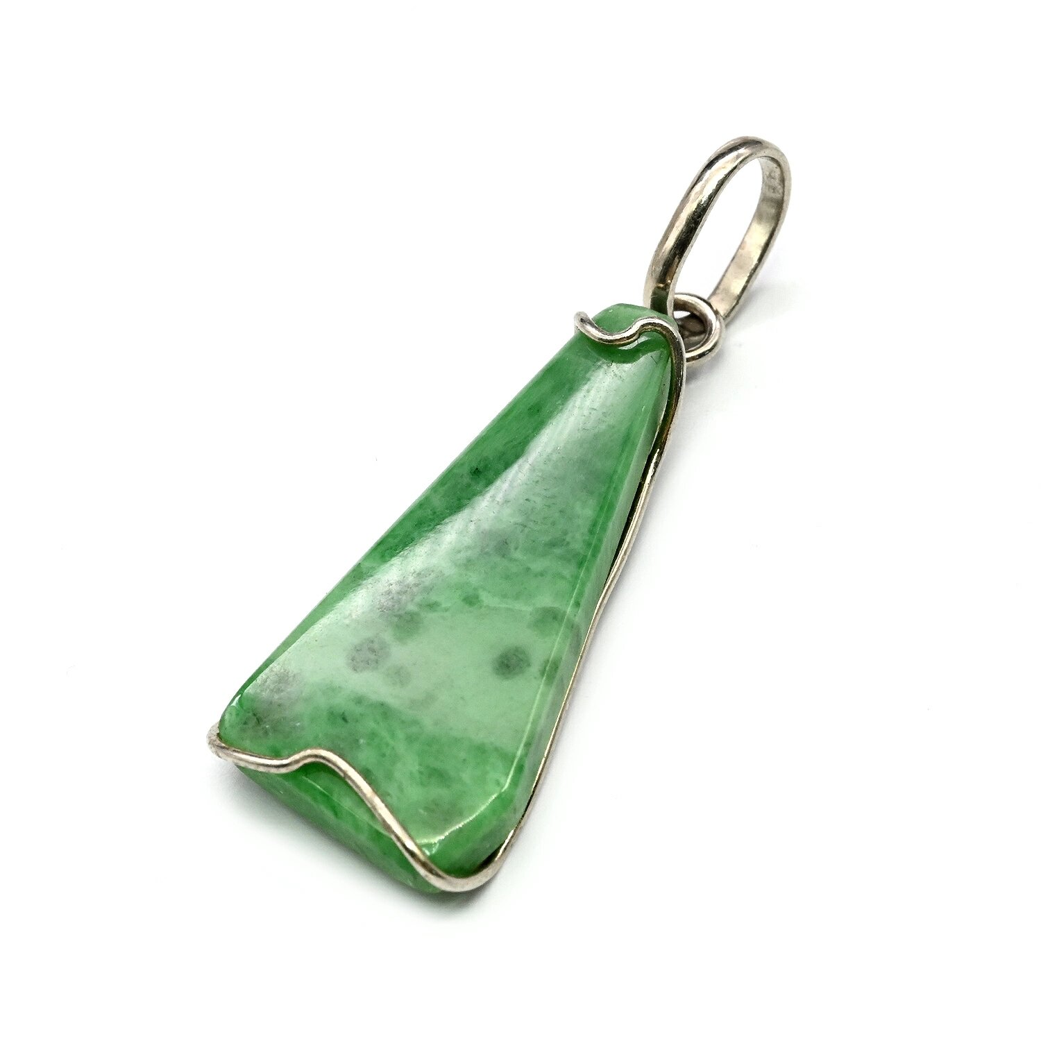 Подвеска, жадеит