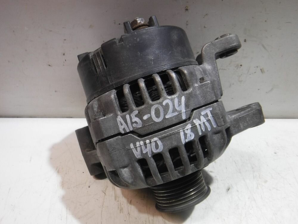 Генератор Volvo V40 8111117