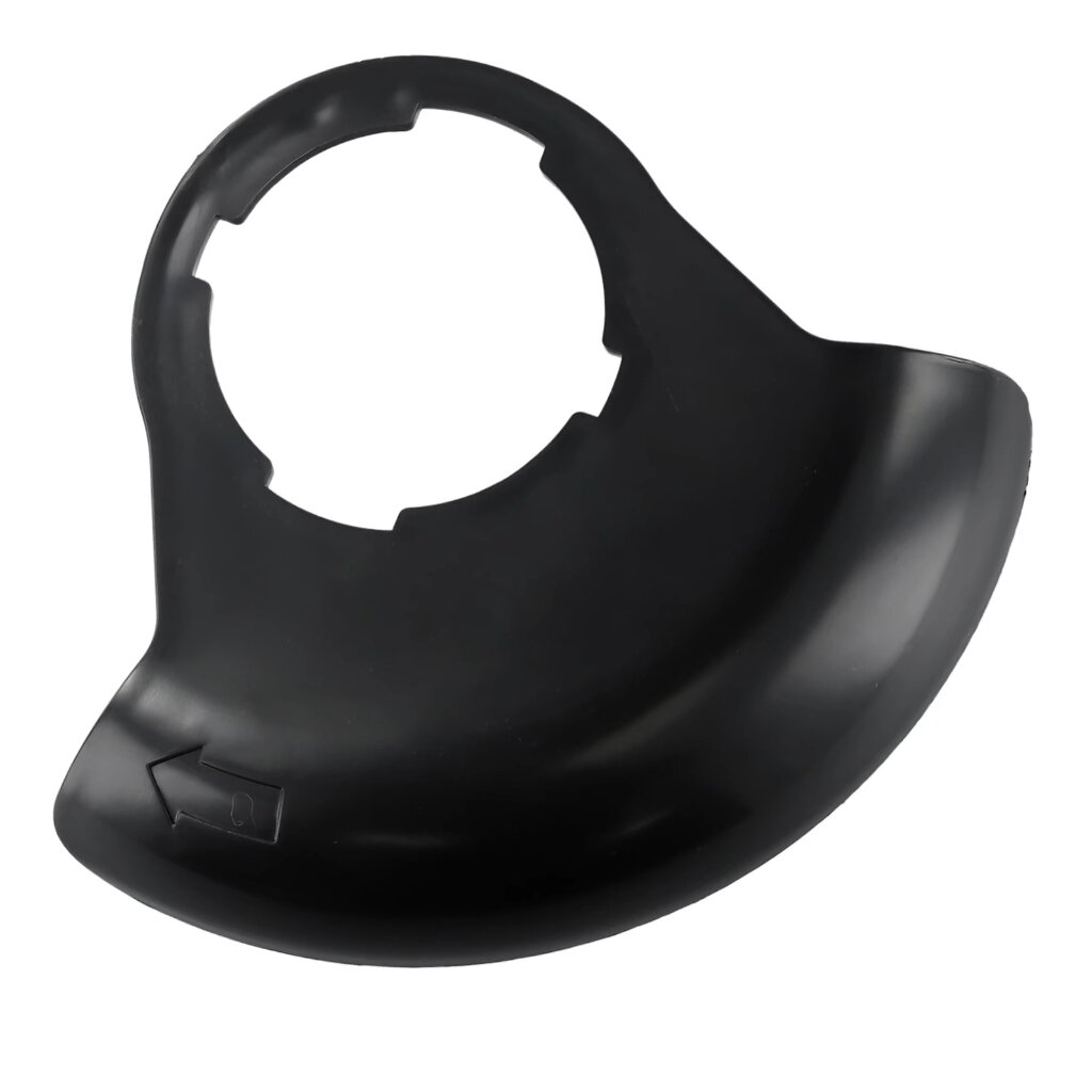 Небольшая бытовая газонокосилка с полукруглой черной защитной пластиной