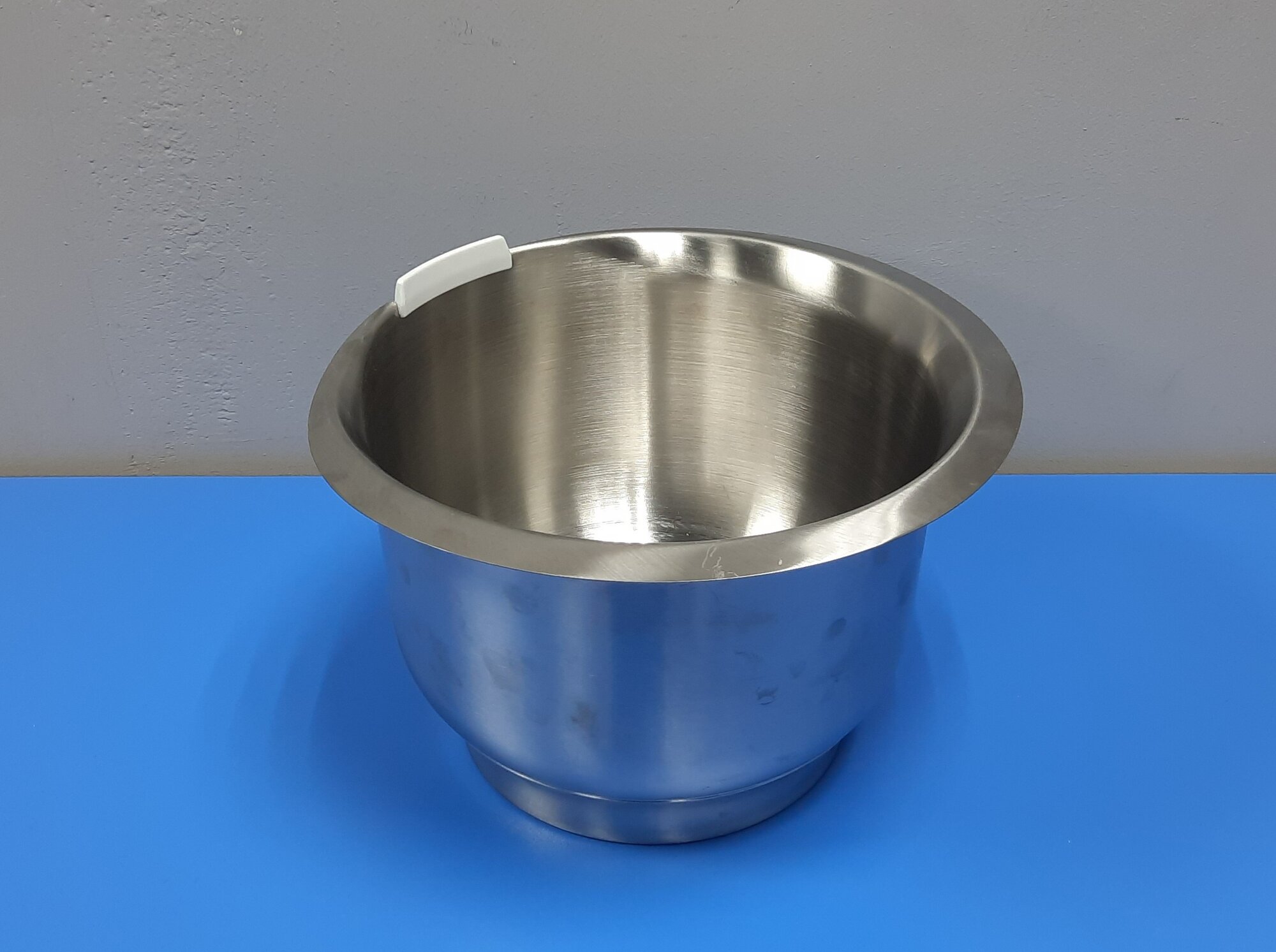 Чаша для кухонного комбайна Bosch MUMS2EW30