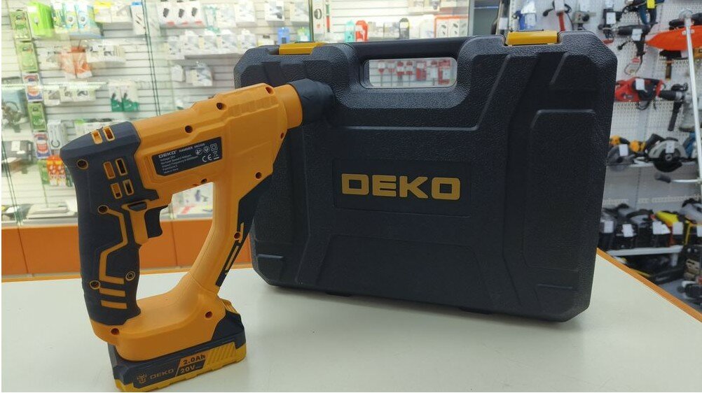 Перфоратор Deko DKCH20 патрон: SDS-plus уд:1.2Дж 40Вт аккум. Б/У Уценка