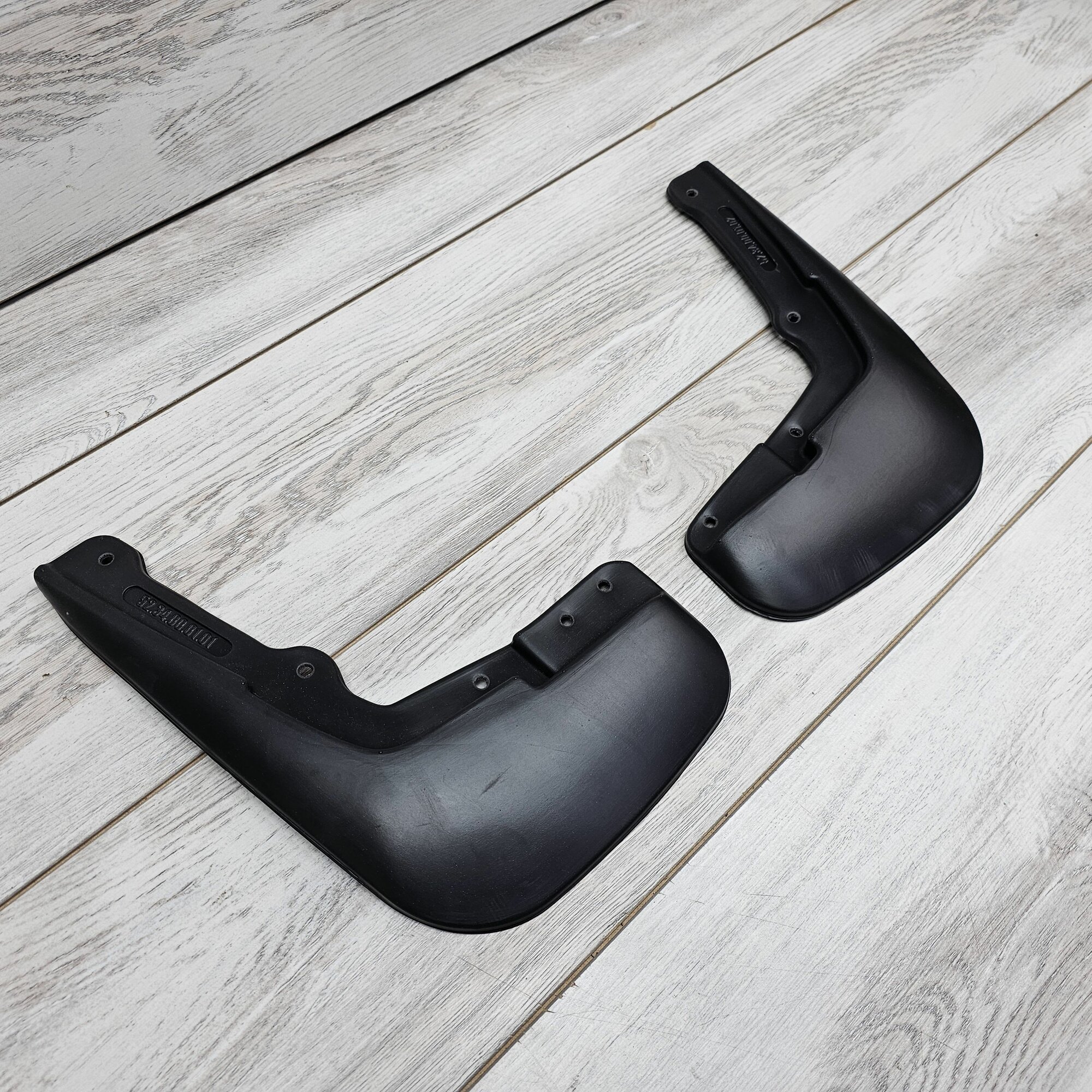 Брызговики Lada largus cross перед ларгус кросс