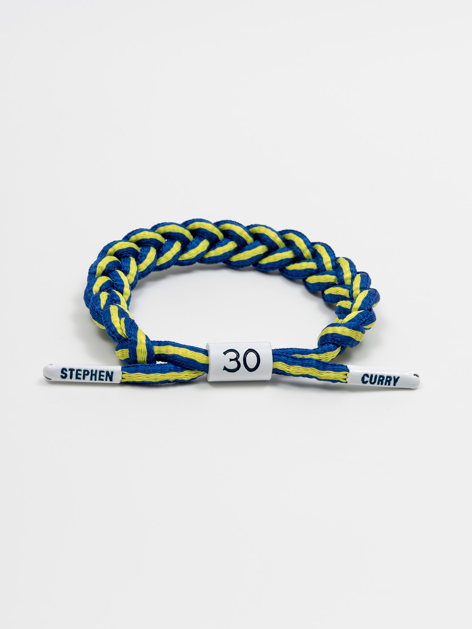 Плетеный браслет, текстиль