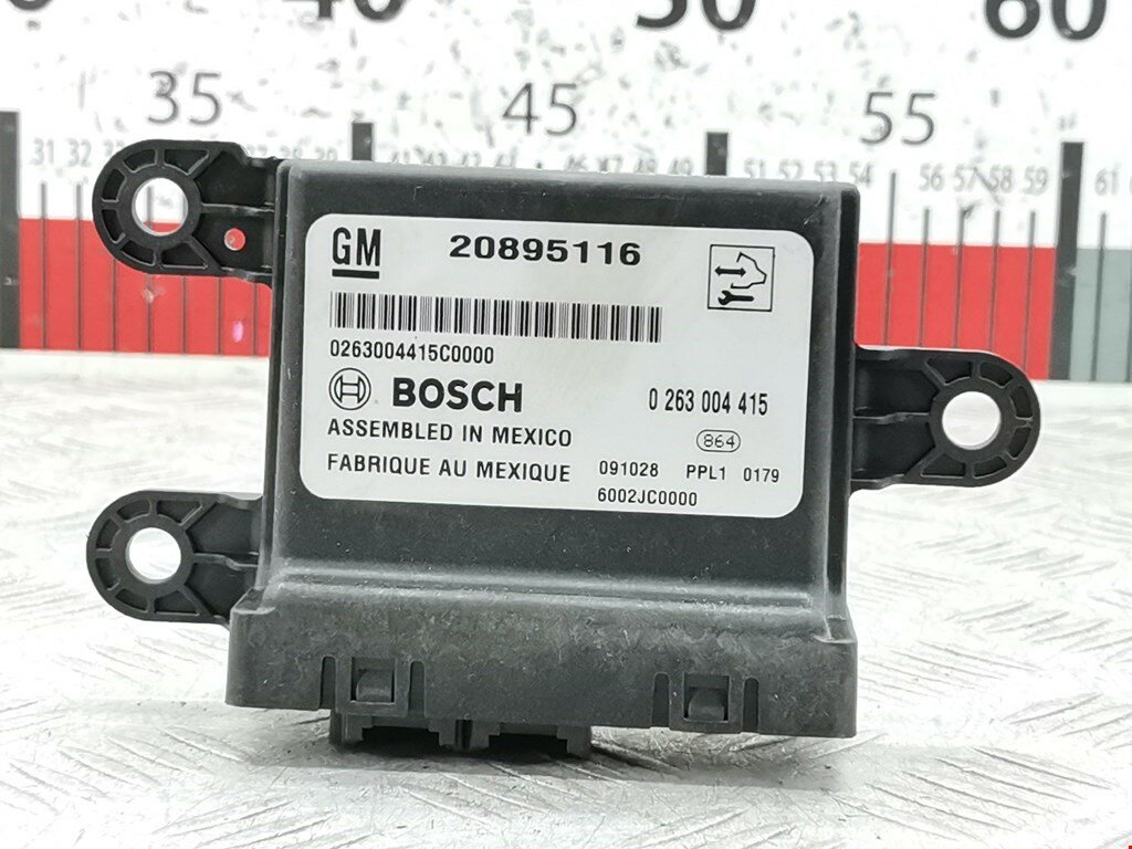Блок управления парктрониками Chevrolet Cruze 2 (J300) 20895116 арт. 2180024