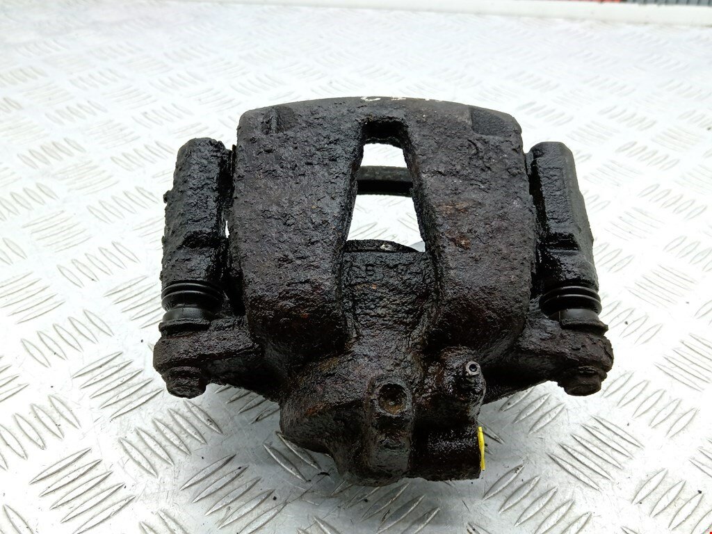 Суппорт передний правый Opel Corsa D 93191696 арт. 1972419