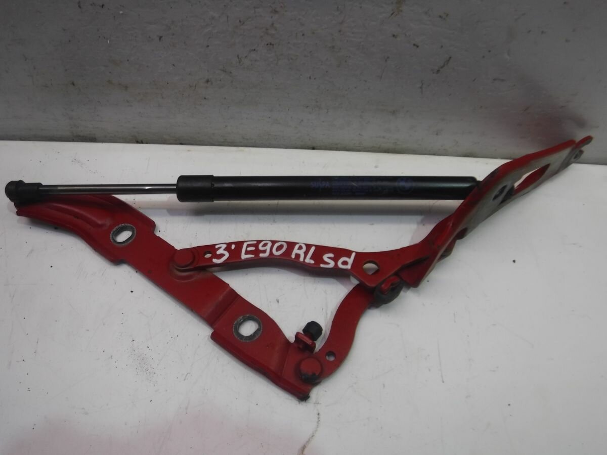 Петля крышки багажника BMW 3 серия E90/E91/E92/E93 (2005—2010) 41627210675
