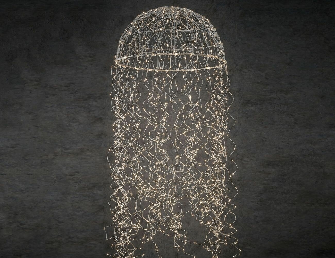 Подвесное украшение звёздная медуза, 750 тёплых белых мини LED-огней, 45х150 см, серебряная проволока, уличная, Edelman 1068459