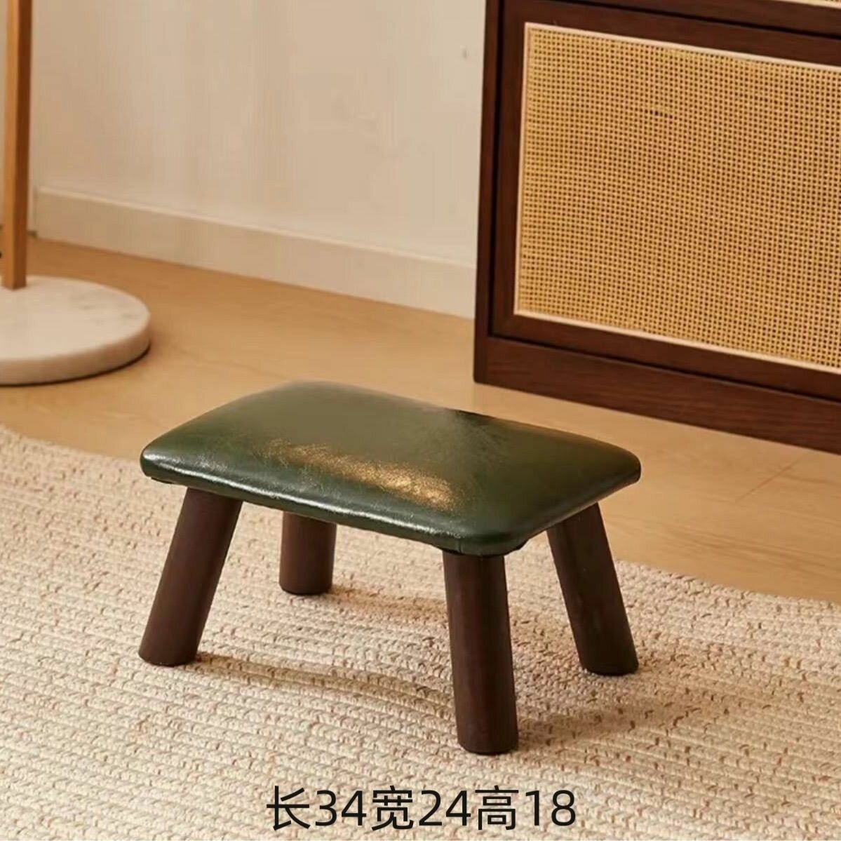 Скамейка "Зеленый", экокожа, дерево, высота 18см, длина 34см