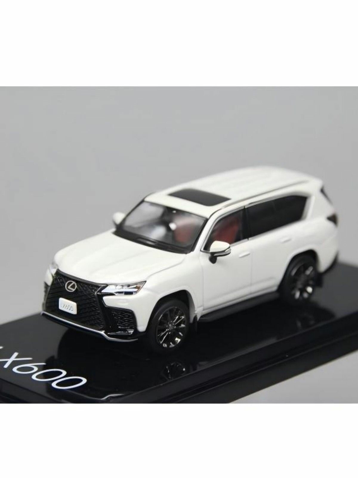Машинка Hobby Japan 1/64 Lexus LX600 LX series 4 generation J310 White Die-cast Alloy Car Model Collection Toy Gift