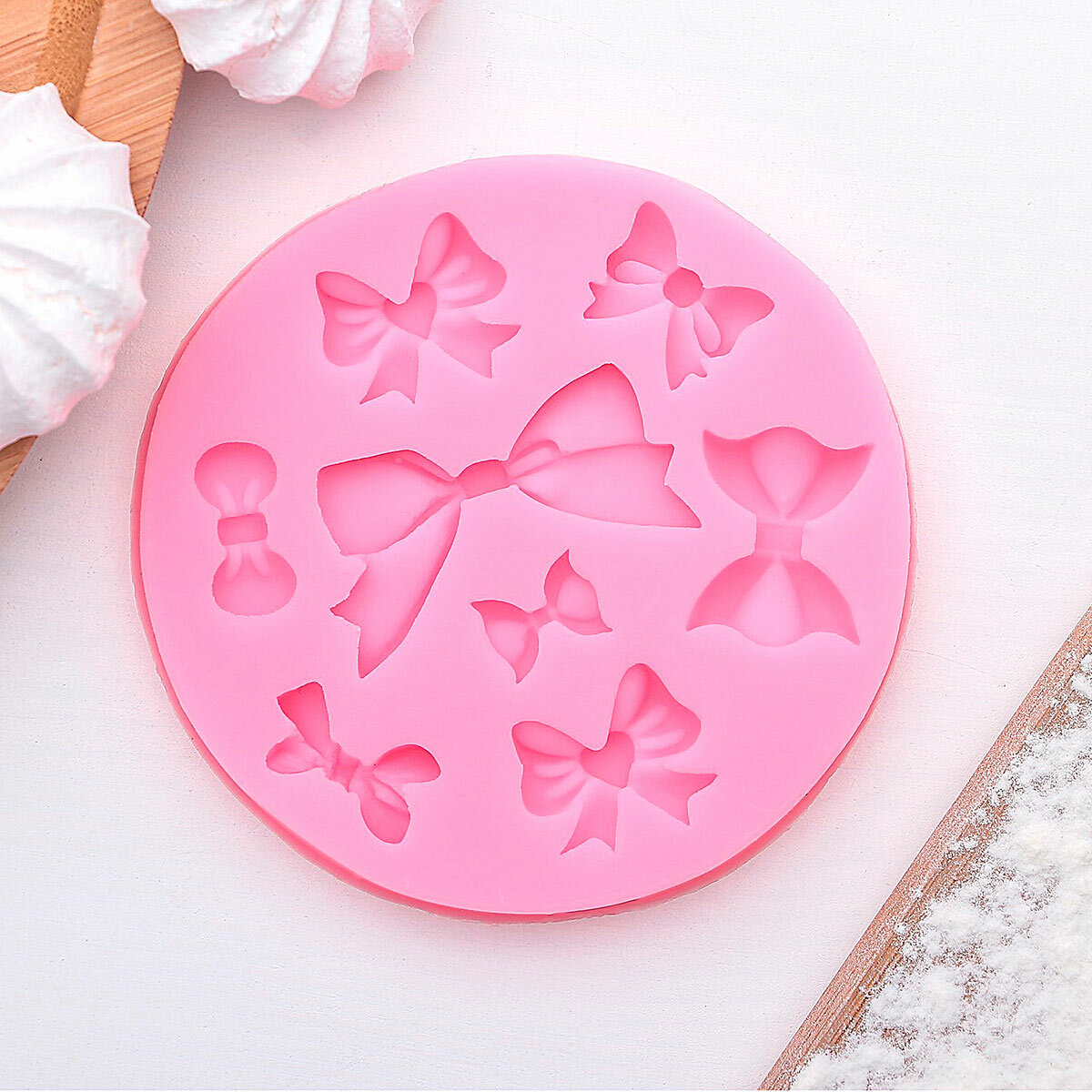 Молд силиконовый для шоколада, воска, мыла, гипса и эпоксидной смолы 'Бант', 8,5*8,5*0,8 см, Арт Узор