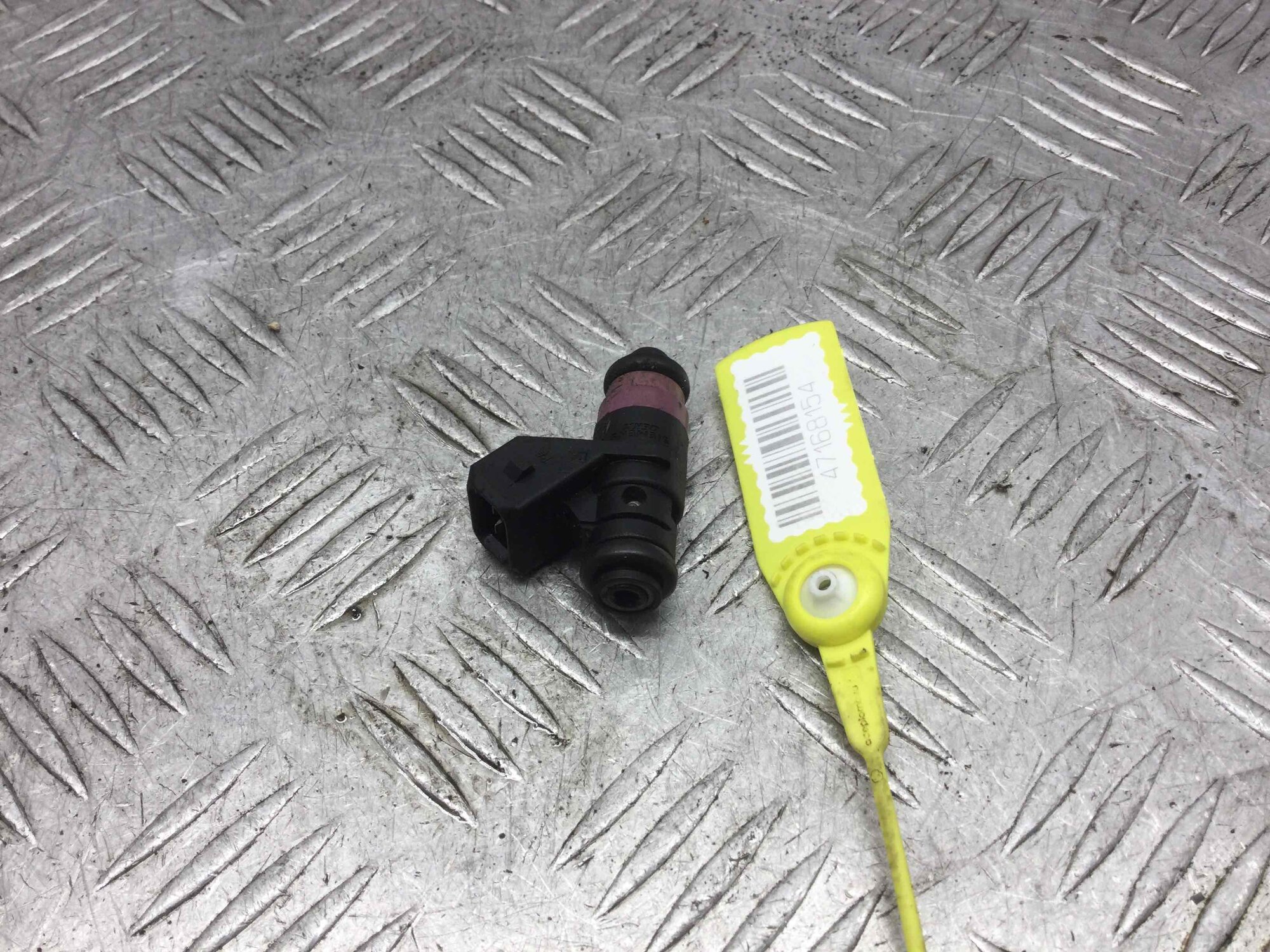 Б/У Форсунка Renault Scenic 2 поколение (2003-2006) 2009 г.