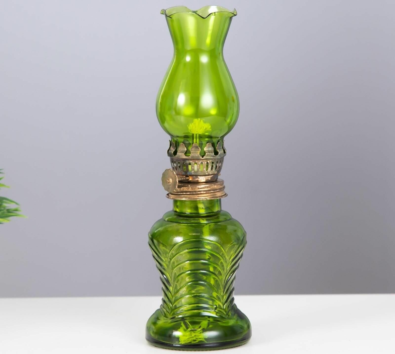 Керосиновая лампа декоративная зелёный 6.5*6.5*20 см