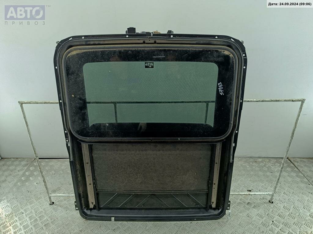 Люк крыши кузова Ford Escort