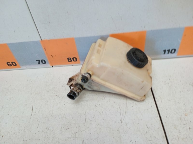 Б/У бачок ГУР, Ситроен Берлинго Бачок гидроусилителя Citroen Berlingo 1999 MF 248848 Peugeot-Citroen арт. 9612140880