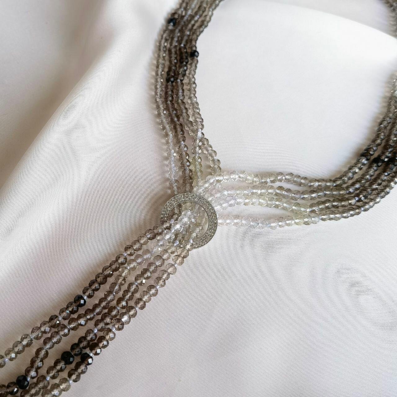 Колье, раухтопаз