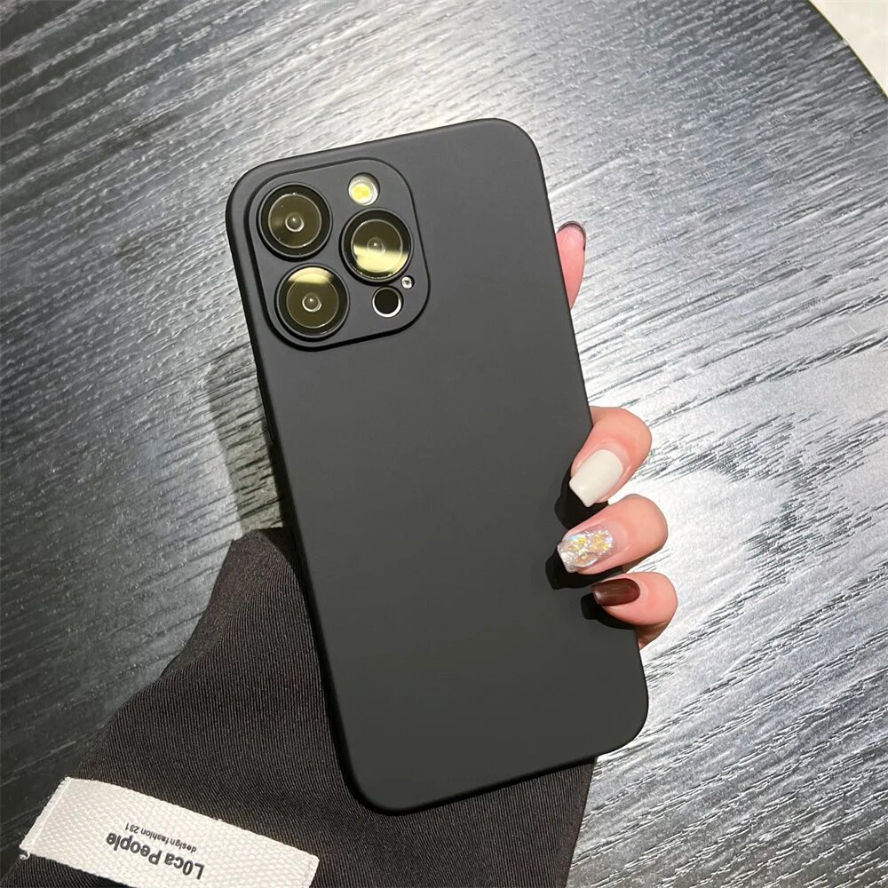 Черный матовый чехол для iPhone 11