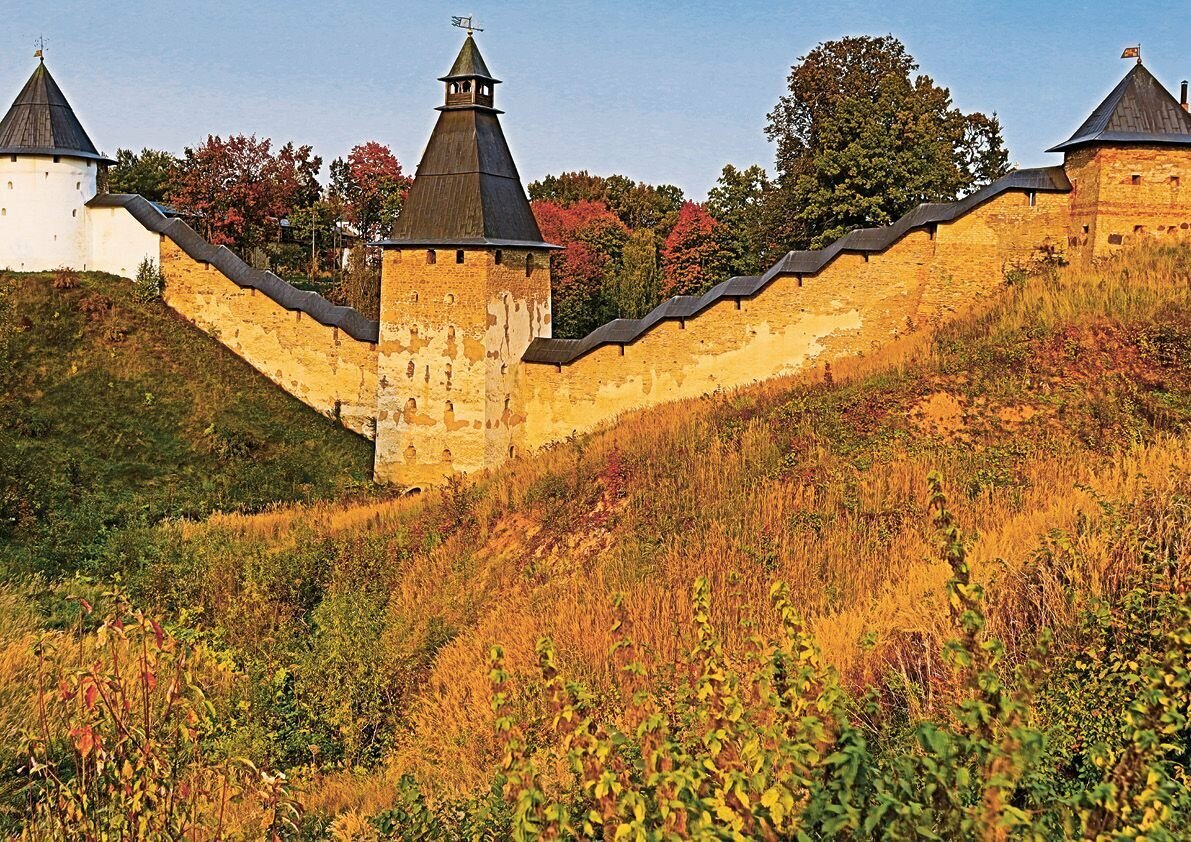 Постер. Россия. Времена года. Осень. Свято-Успенский Псково-Печорский монастырь. Формат А3.