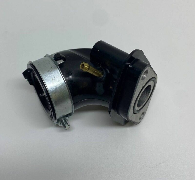 Патрубок впускной двигатель LJ139QMB колесная база 12"