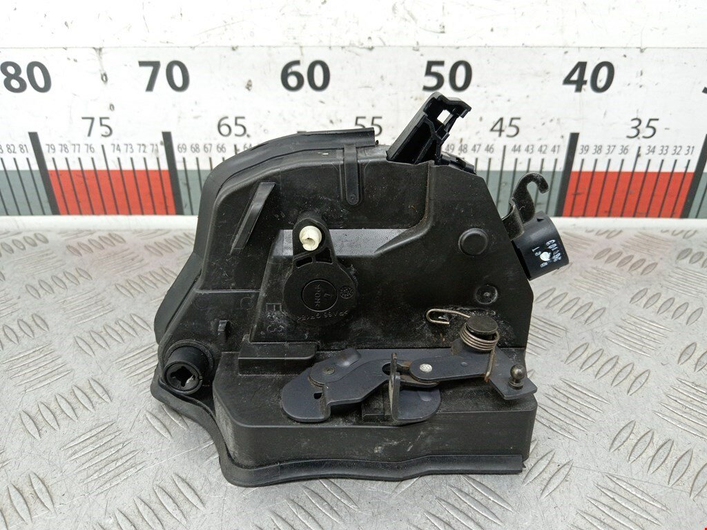 Замок двери передней правой BMW X5 (E53) 51218402538 арт. 2267727