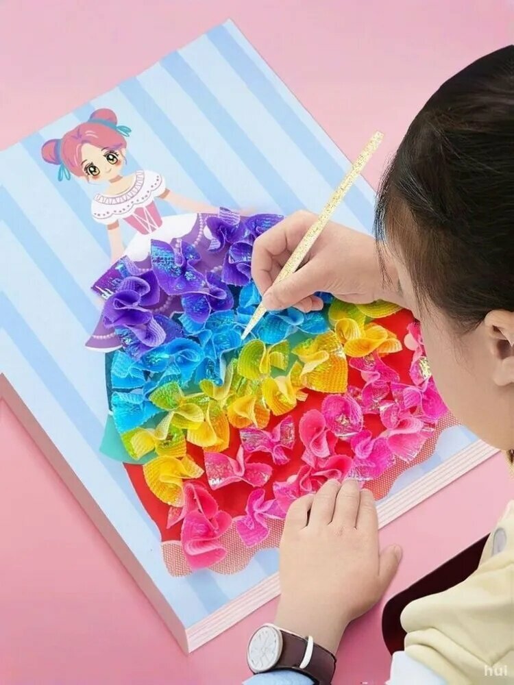 Набор для творчества для девочек с наклейками, фломастерами, бусинами и аксессуарами для рукоделия