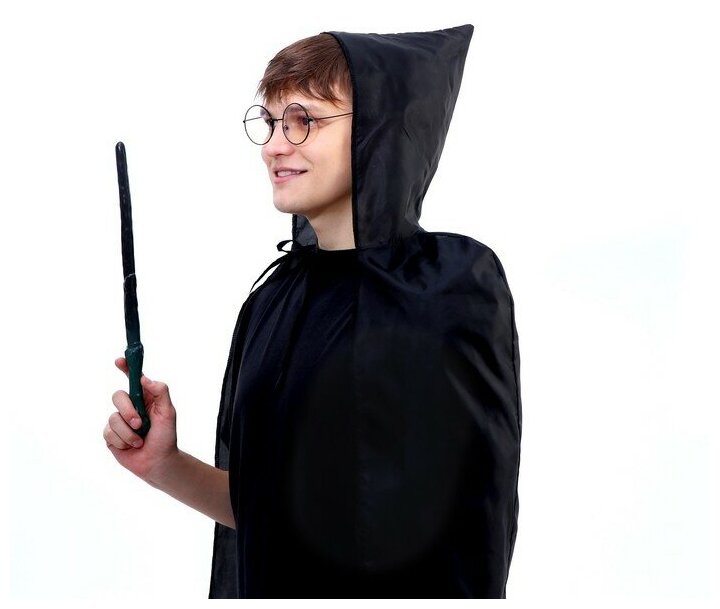 Набор для магии Юный волшебник (плащ, очки, палочка)