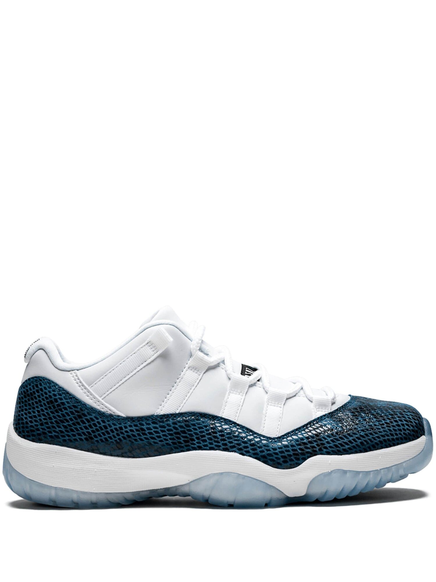 Кроссовки Air Jordan 11 Retro Low LE