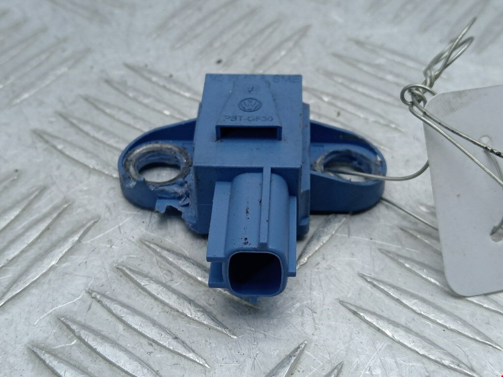 Датчик удара Skoda Octavia 1Z 1K0955557B арт. 2047233