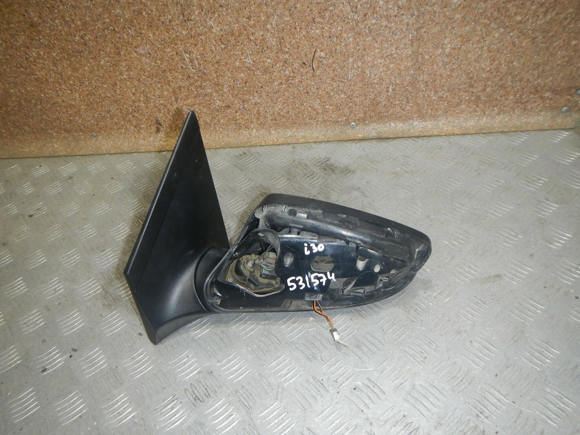 Б/У Зеркало левое электрическое, Hyundai (Хендэ)-I30 (12-17) HYUNDAI i30 (12-17) 8 контактов Без крышки и повторителя, по...