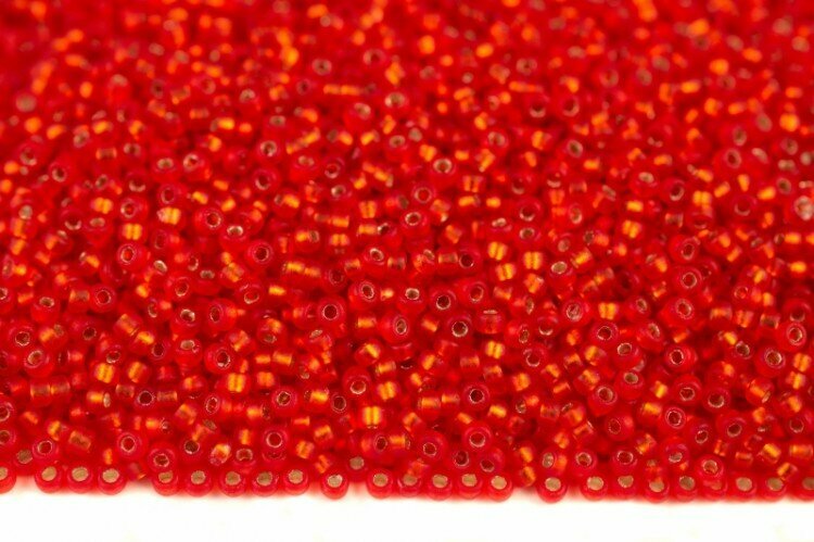 Бисер японский MIYUKI круглый 15/0 #0010F огненно-красный, матовый, серебряная линия внутри, 10 грамм